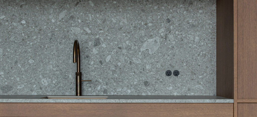 Outlets – prado | invisible home technology